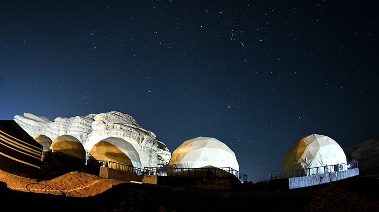 Pod pogodnym niebem najładniejszej pustyni świata